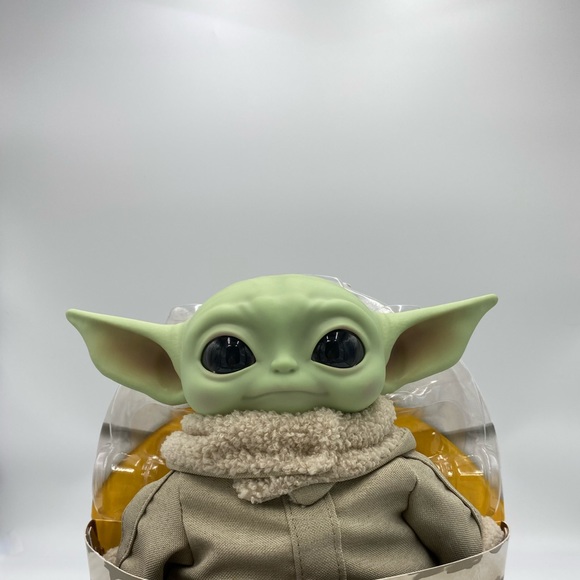 Star Wars Mandalorian | Toys | The Child Aka Baby Yoda Is Here Finally ...